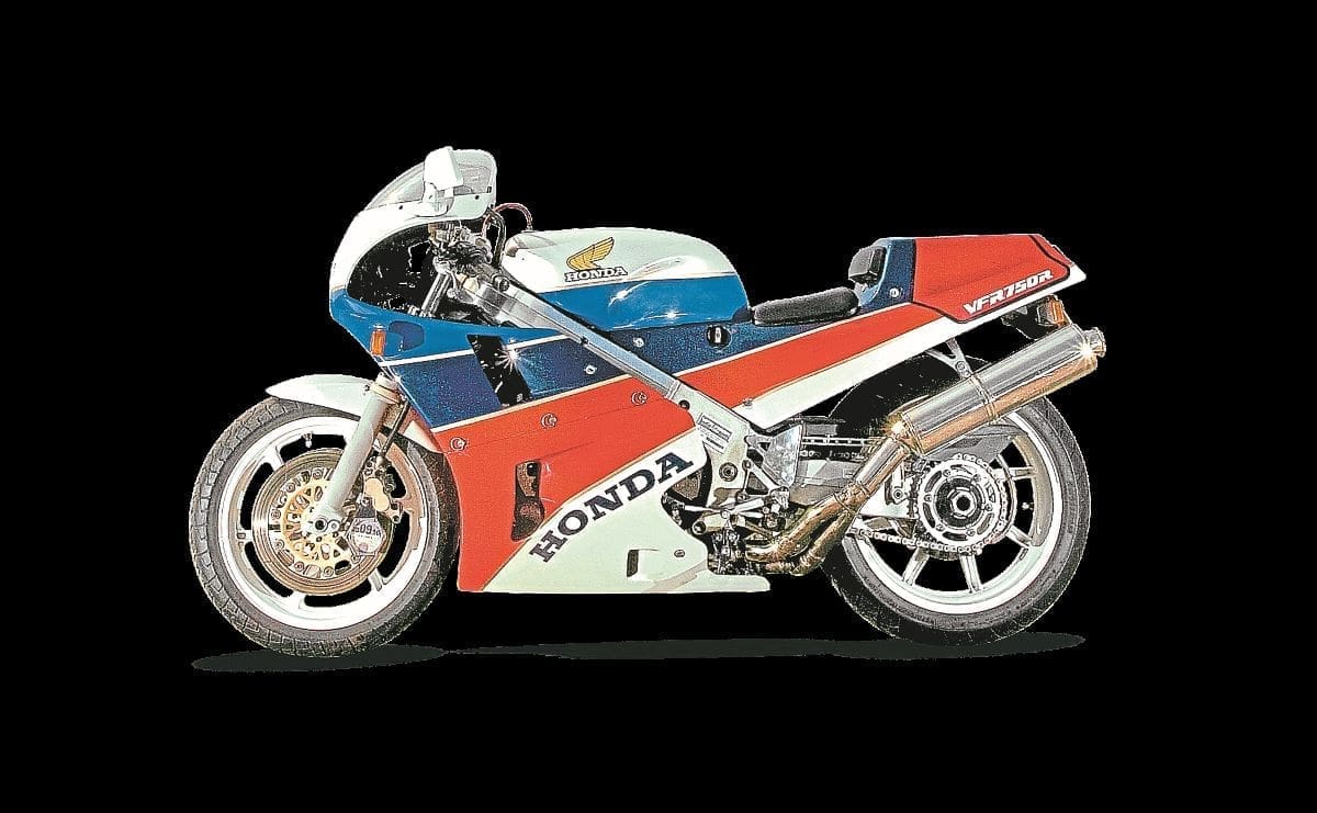 V4 Victory! The history of the Honda RC30 | Classic Racer Magazine