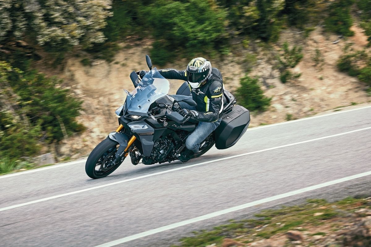 Win a Cardo Systems PACKTALK EDGE Single worth £356! | Motorcycle Sport ...
