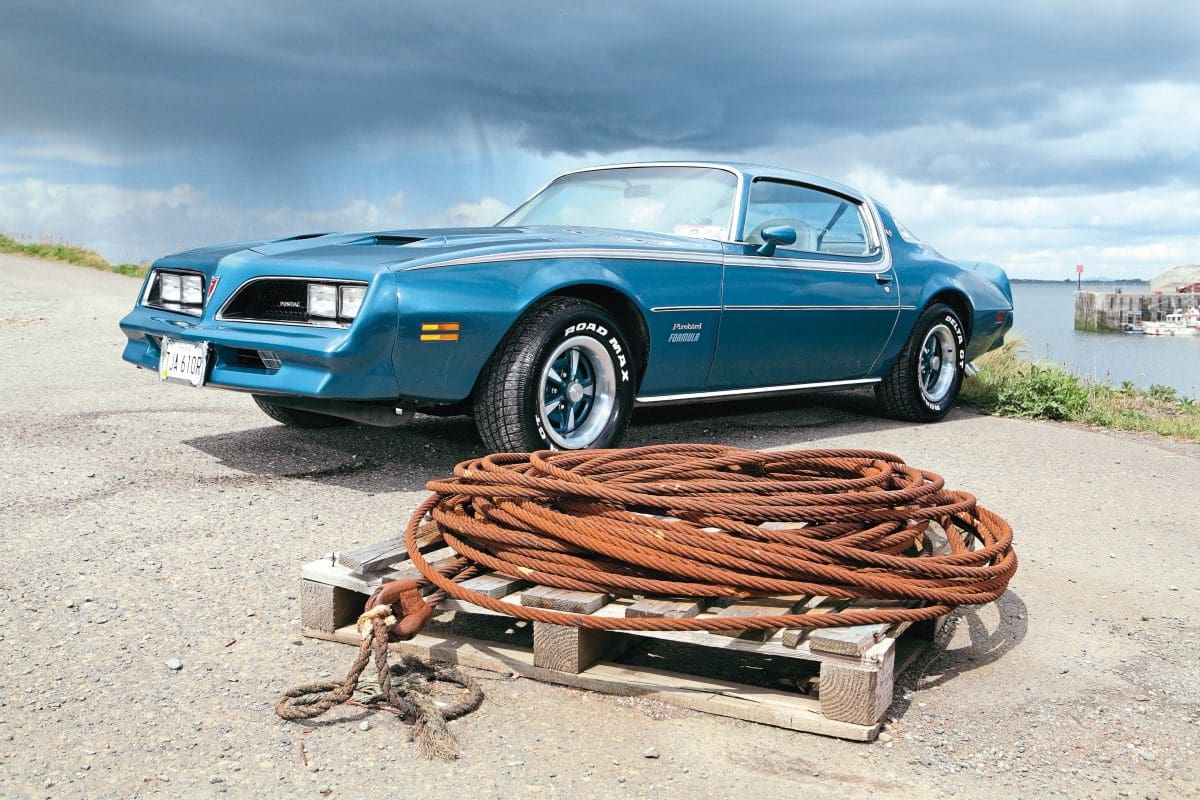 1977 Pontiac Firebird - Crossing the Border