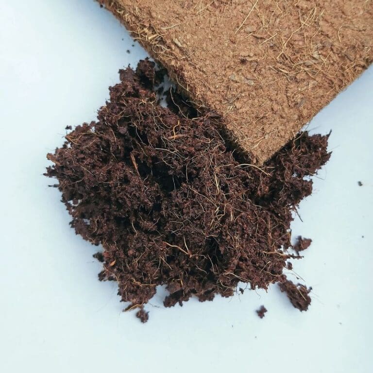 How to make your own peat-free potting compost | Kitchen Garden