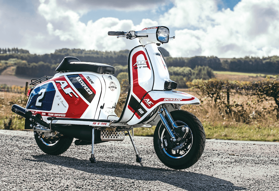 COMPLEMENTING A CLASSIC | Scootering Magazine