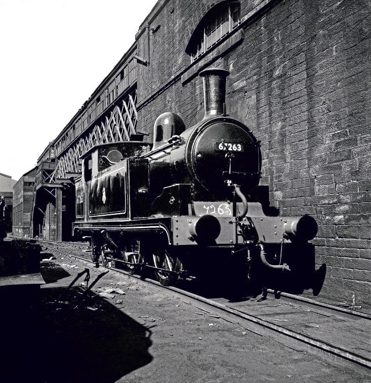 CENTENARIAN CAMERAMAN: Ron Buckley - Britain’s Oldest Railway ...