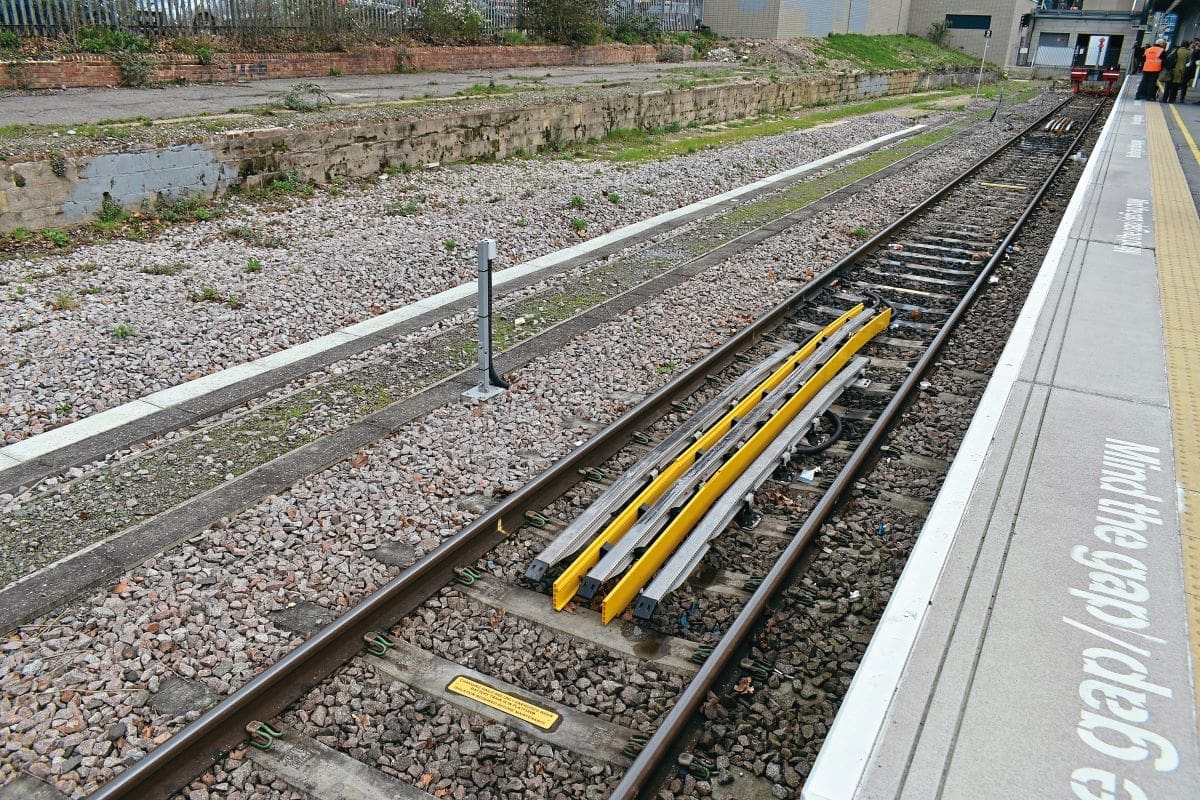 Battery-powered Class 230 trials | The Railway Hub