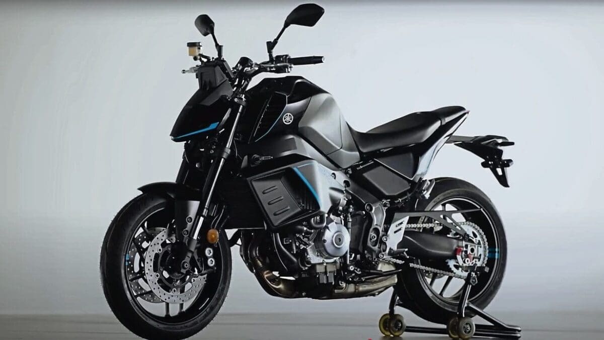 YAMAHA: Hybrid Hustler | MoreBikes
