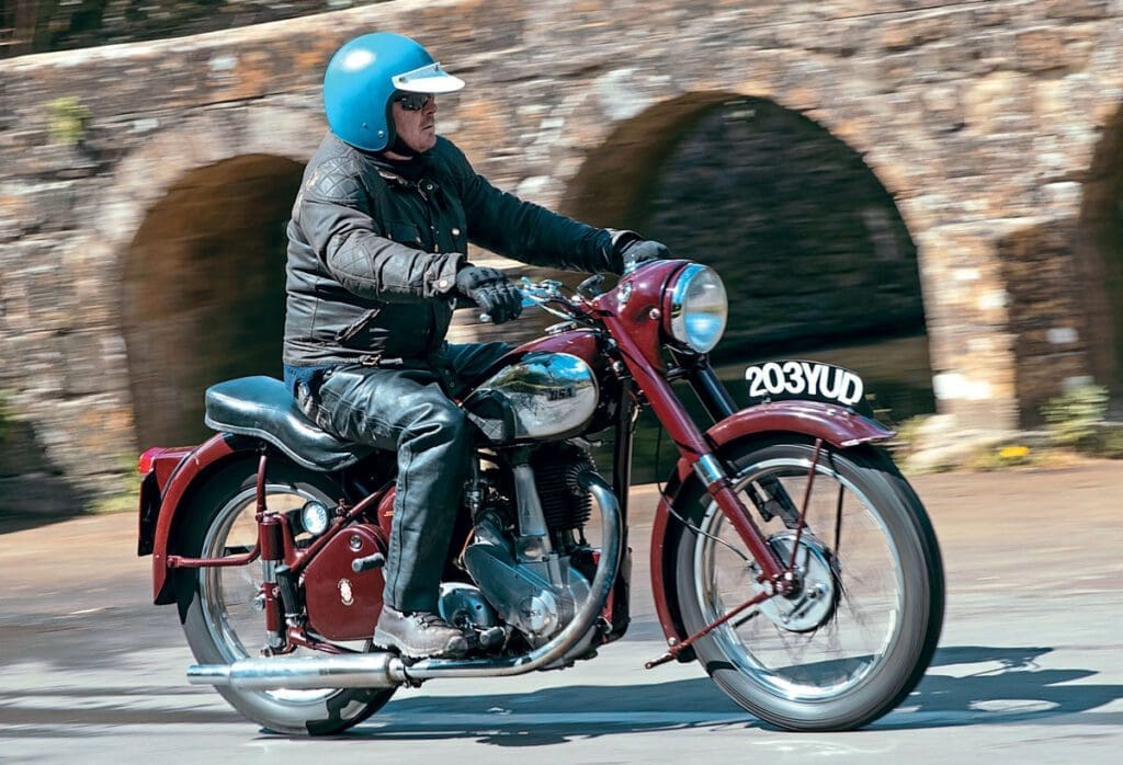 Review: BSA B31 | Classic Bike Hub