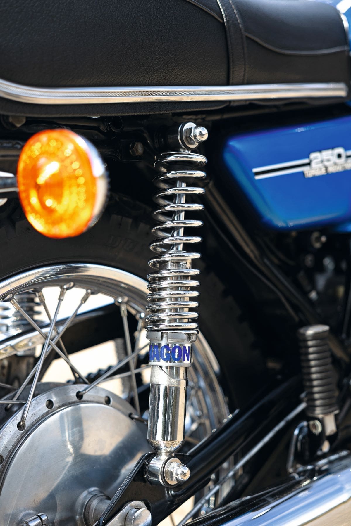 1974 Yamaha RD250A: pure 70s nostalgia | Classic Bike Hub